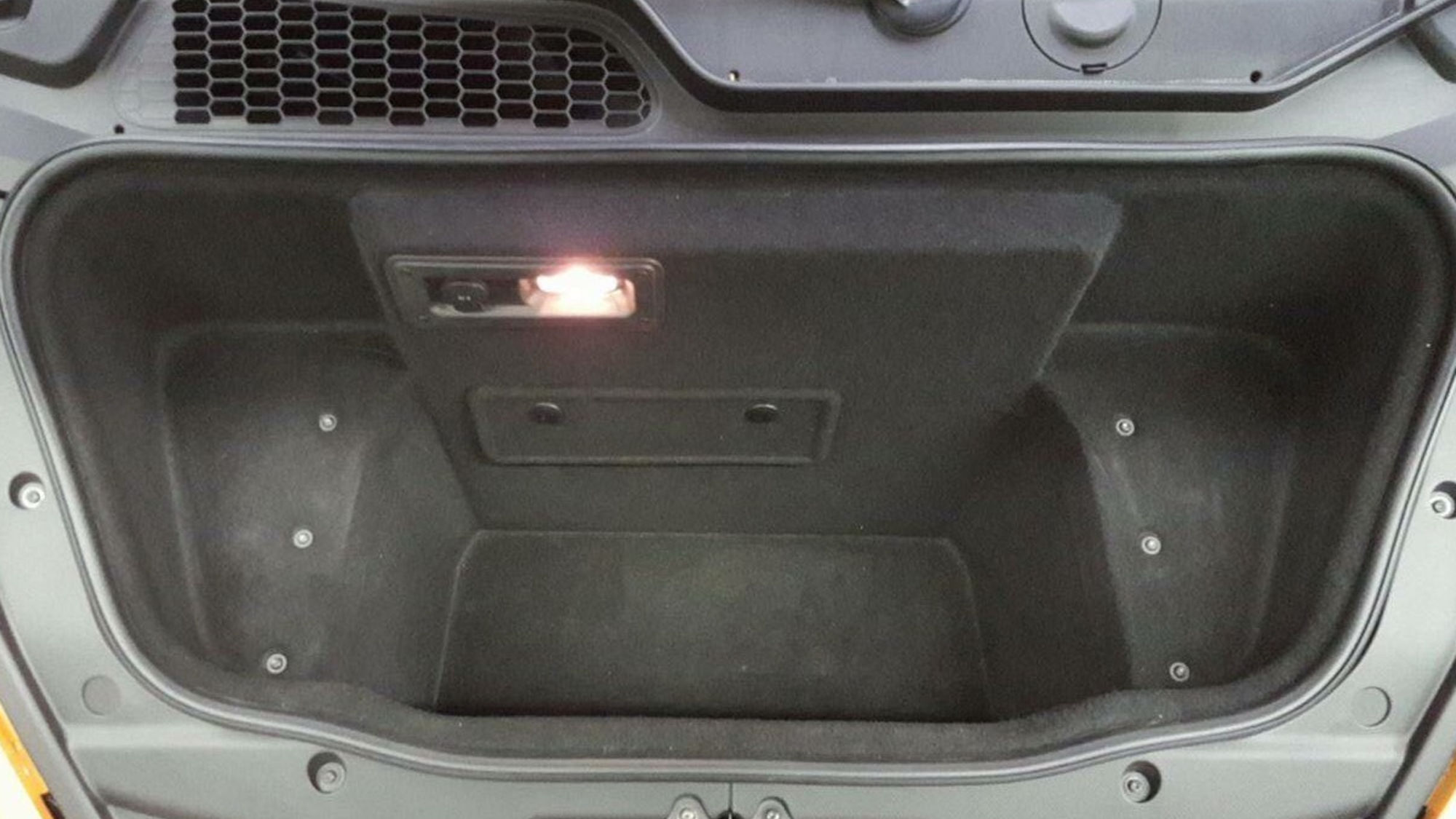 Lamborghini Huracan Spyder | Exotic Car Rental - Club Sportiva